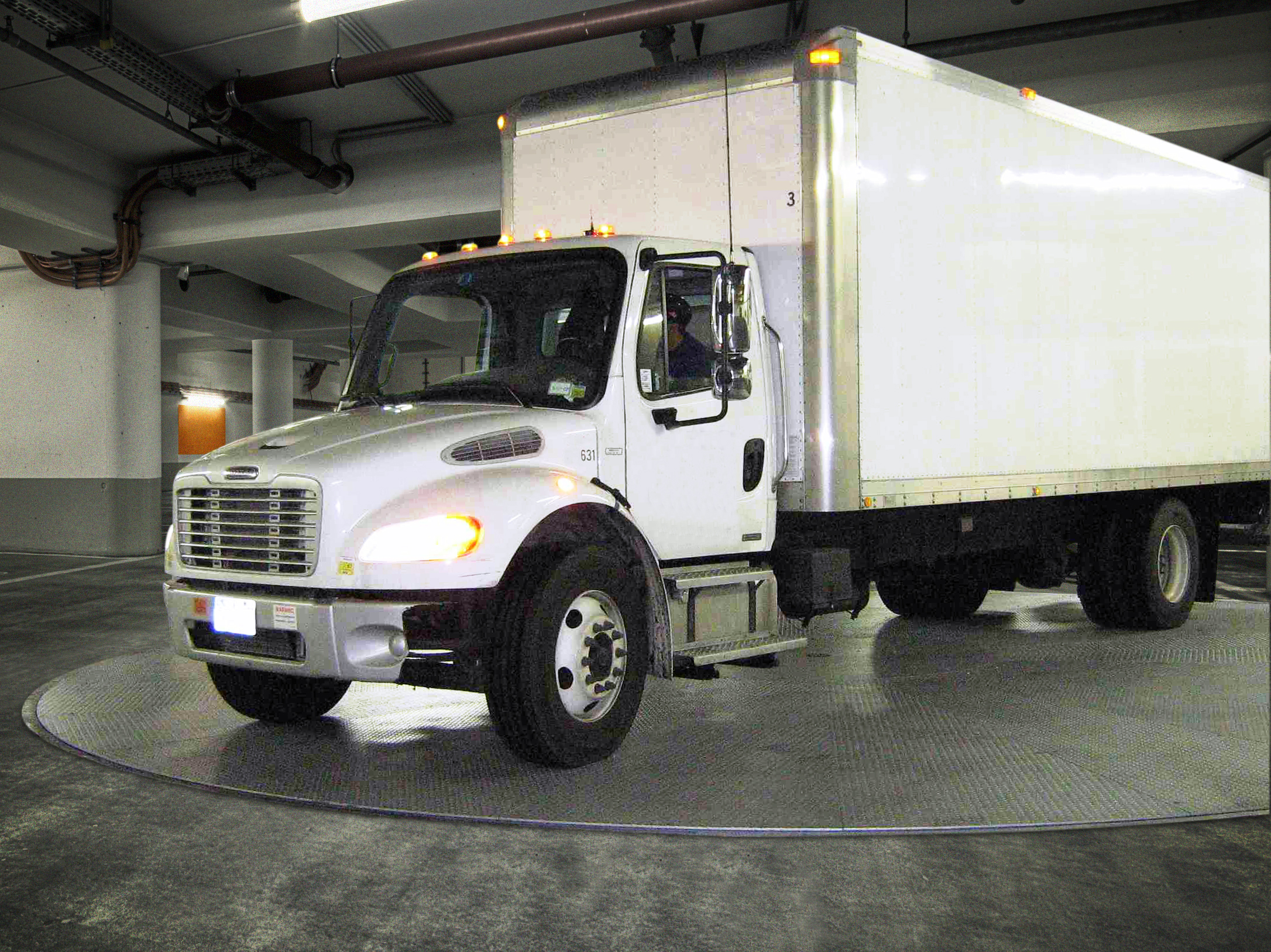8 Reasons to Install a BTS Commercial Vehicle Turntable